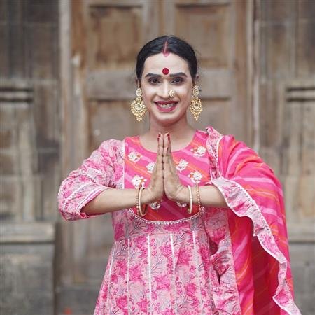 Meet Pooja Sharma Rekha, The Transgender Dancing Queen | The Global Hues