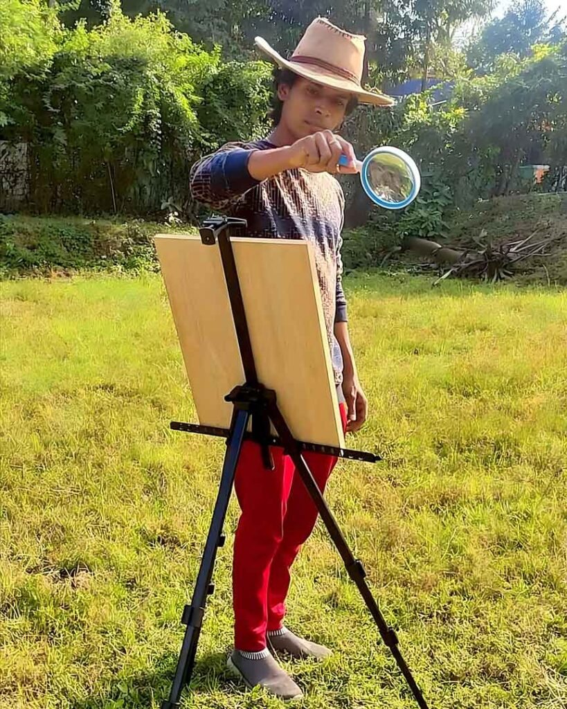 Meet Asia’s First Sunlight Artist from Tamil Nadu | The Global Hues