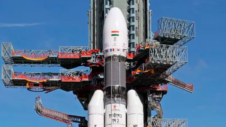 Chandrayaan 4: In Search of Soil and Water | The Global Hues
